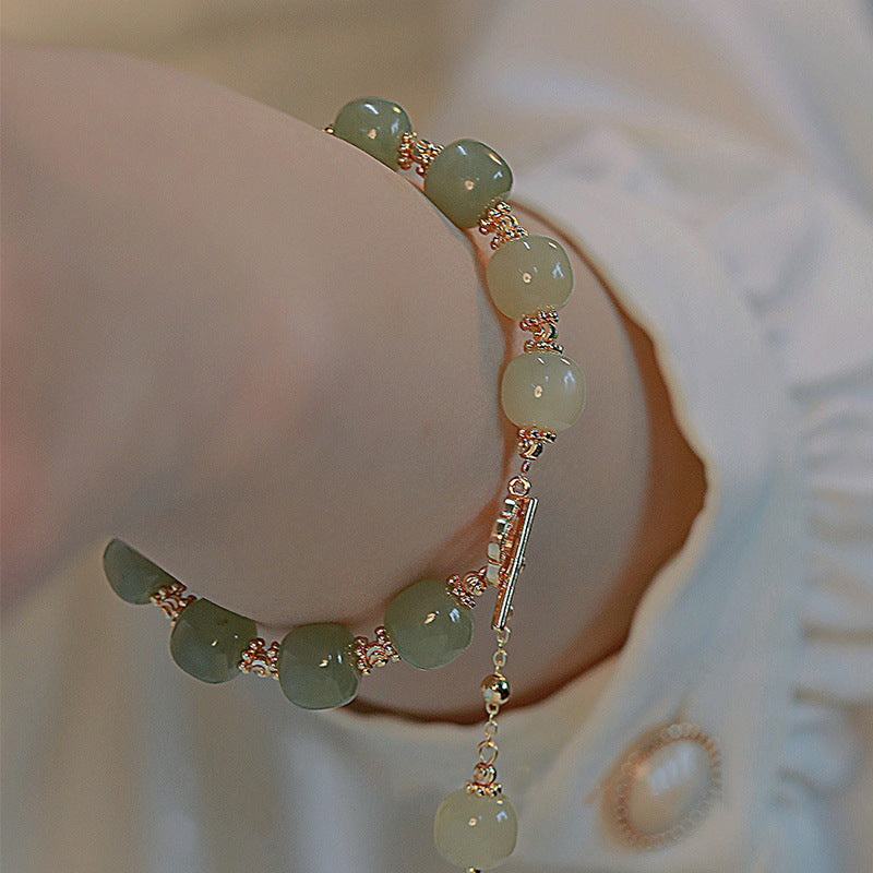 Confidence • Charisma Emerald Jade stone bracelet – Deegnt